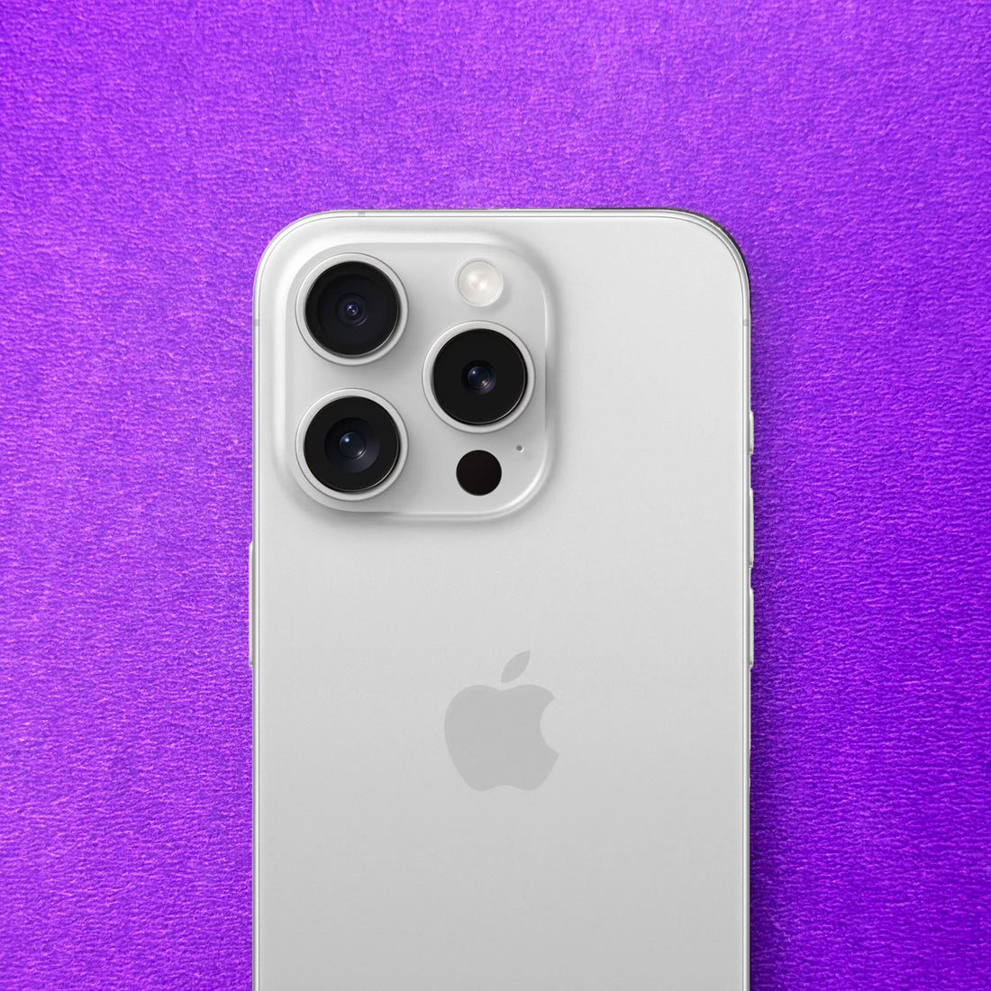 iPhone 15 Pro (White Titanium, Pre-loved) with Warranty – Tetro